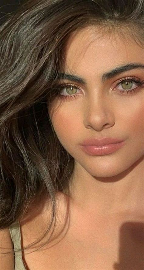 Hair Color Ideas For Brunettes With Green Eyes At Stan Denham Blog
