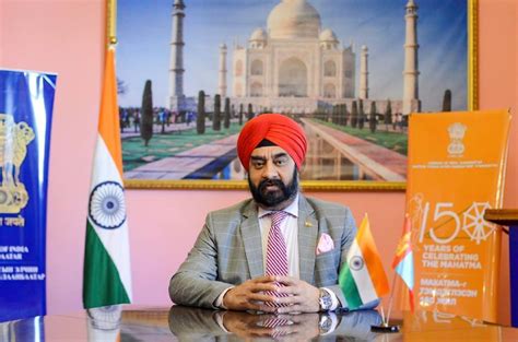 Itoim Элчин сайд М П Сингх Дэлхийн бусад орнуудтай харьцуулахад Монголд нөхцөл байдал тайван