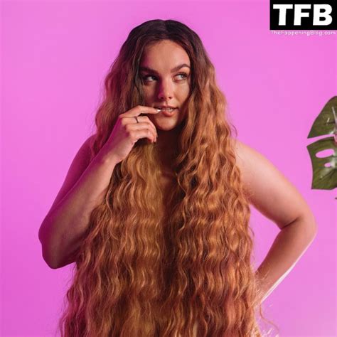 Ewa Farna Topless Sexy 8 Photos TheFappening