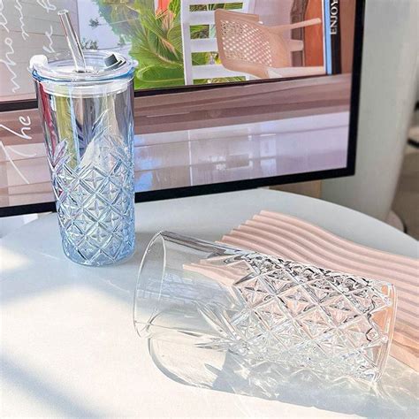 Үүлэн тольandГэр ахуйн бараа 🔈Шинэ бараа ирлээ 🔈 Шилэн аяга шилэн соруултай Хэмжээ 330мл 💳Үнэ 10