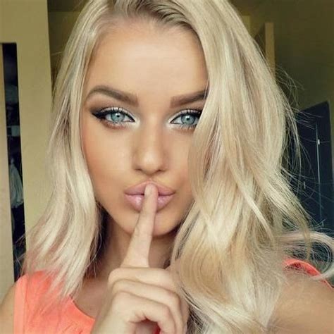 Блондинка с голубыми глазами 69 фото