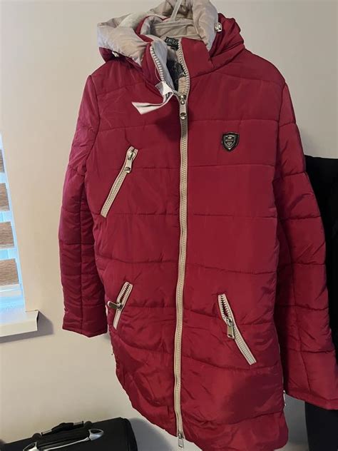 Куртка — ціна 700 грн у каталозі Куртки Купити жіночі речі за доступною ціною на Шафі Україна