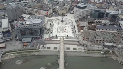 Телевизија 24 ТВ 24 ВО ПОТРАГА ПО ДВЕТЕ ДРВЦА ОД ПЛОШТАДОТ ПО ПОСЕТАТА НА ПАПАТА СЕ ЗАМЕНИЈА И