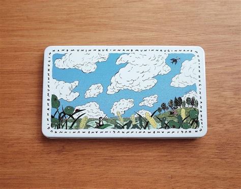 후긴앤무닌 On Instagram New Arrival☁️ 많은 분들이 좋아해주신 고래가 그랬어에 그린 구름 그림을 필통으로 만들었습니다☁️ 필기구 코바늘 스티커