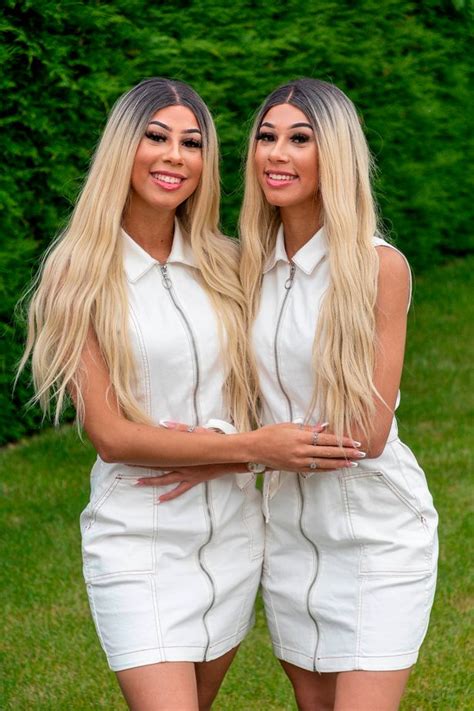 Chị em sinh đôi hệt nhau khiến bạn trai dở khóc dở cười vì nhận nhầm