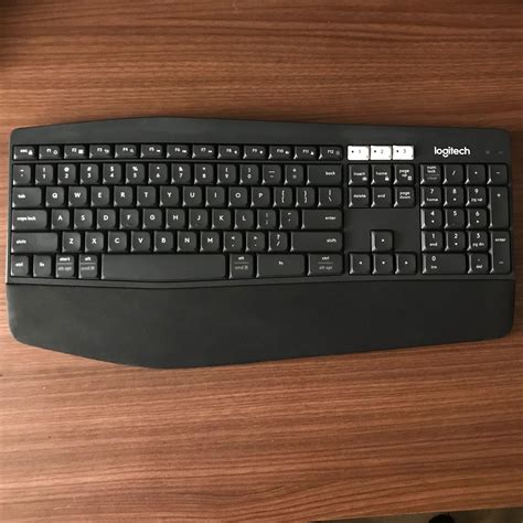 Logitech Keyboard K850 Multi Device Bluetooth Computers And Tech Parts And Accessories Computer