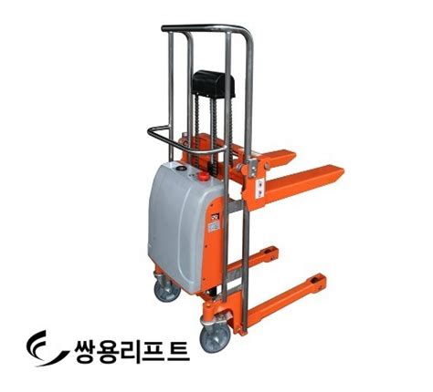 쌍용리프트 Sef시리즈 상하 전동 미니 포크리프트 스태커 쌍용리프트 Sef시리즈 상하 전동 미니 포크리프트 스태커
