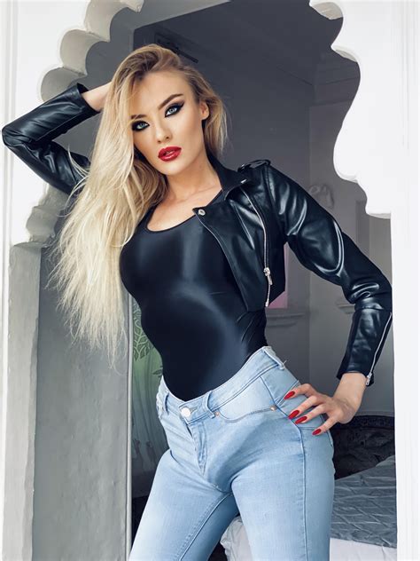 Strapon Under My Jeans How Do You Like That Rhiddenstrapon