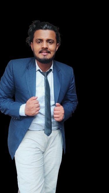 Saroj Dhakal Style Fashion Prepping