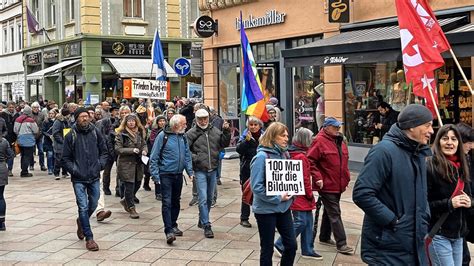 Demonstration heute in Göttingen Protest für Friedensverhandlungen im