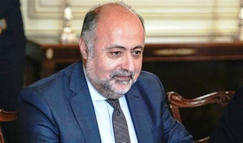 Δημήτρης Τσιόδρας Από σήμερα ένας τύπος φορτιστή για όλες τις