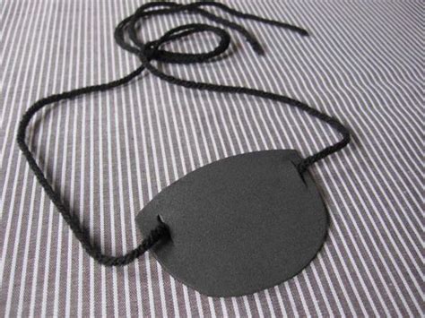 تزیینات جذاب تولد با تم تولد پسرانه دزدان دریایی ستاره