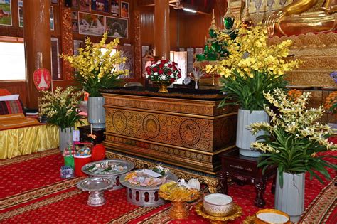 နိုင်ငံတော်စီမံအုပ်ချုပ်ရေးကောင်စီ ဥက္ကဋ္ဌ တပ်မတော်ကာကွယ်ရေးဦးစီးချုပ် ဗိုလ်ချုပ်မှူးကြီး မင