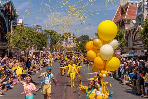 Savannah Bananas Clown Around At Disneyland Resort Thursday Orange