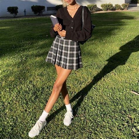 15 Aesthetic And Stylish Plaid Skirt Outfits You Must Wear Now Plaid Skirt Outfit Tennis