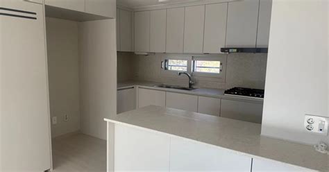 급하게 구했는데 시간 잘 맞춰서 깔끔하게 해주셨어요 감사합니다 덕분에 입주 잘 할 것 같아요 숨고 숨은고수