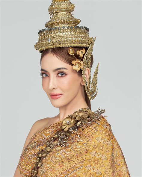 พิ้งค์กี้ สาวิกา แปลงโฉมเป็น นางสงกรานต์ กิมิทาเทวี ลุคนี้สวยสง่า ตรึงตาตรึงใจ