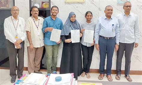 Seee Top Rankers Get 100 Fee Concession