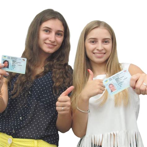 ☝️Важливо навчитися не тільки паркуватися але ще й правильно виїжджати з парковки 👌Вам на