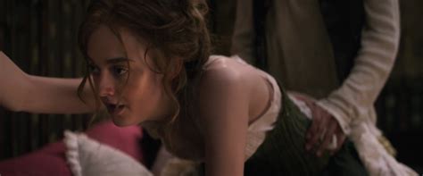 Dakota Fanning Nue Dans Brimstone