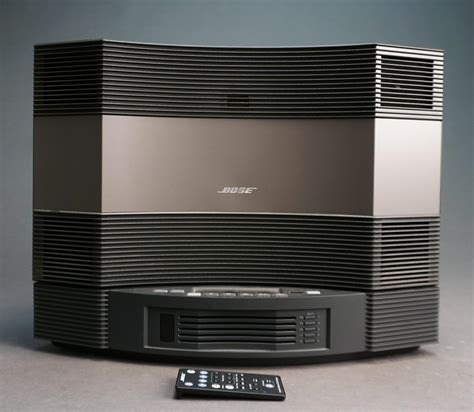 Lot Bose Acoustic Wave Music System Ii With 5 Cd Player And Remote Control H 14 In 35 56 Cm