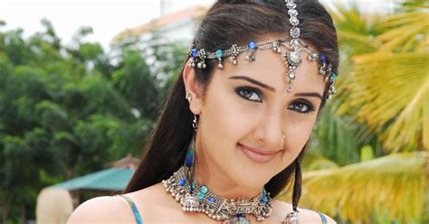 Sridevi Hot N Deep Navel Show Stills ~ Actress Hot Navel Show