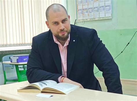 Доц д р Иван Малкодански с поздрав към плевенчани за Великден Общински съвет Плевен