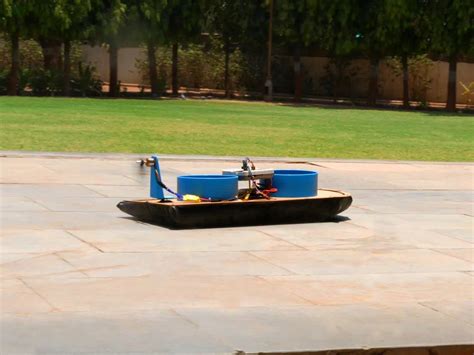 Smartphone Conrolled Hovercraft Made Using Evive Arduino