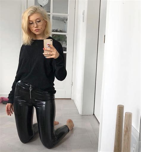 Linzor On Instagram “how Do We Feel About The Pants 🖤” Fashion Pants Leather Skirt