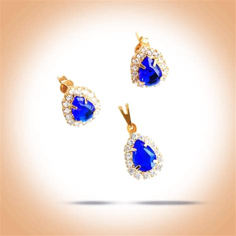 Premium Psd Big Blue Diaomnt Locket And Pendent Set