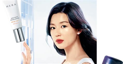 자외선 차단은 기본 이젠 휴대전화의 블루라이트까지 막는다