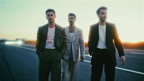 Jonas Brothers Kick Off Greetings From Your Hometown Tour Full Setlist
