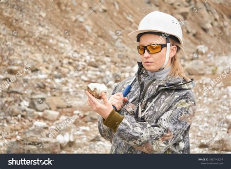 Female Geologist Photos Images And Pictures Shutterstock
