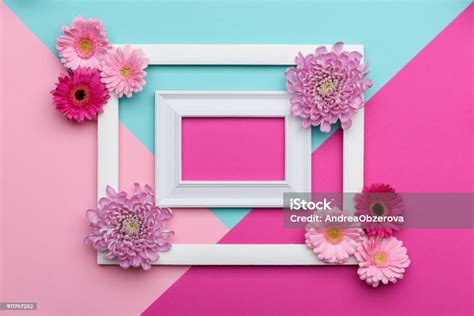 해피 어머니의 날 여성의 날 발렌타인의 날 또는 생일 파스텔 캔디 컬러 배경 꽃 플랫 미니 기하학적 패턴 인사말 카드를 하다 개념에 대한 스톡 사진 및 기타 이미지 Istock