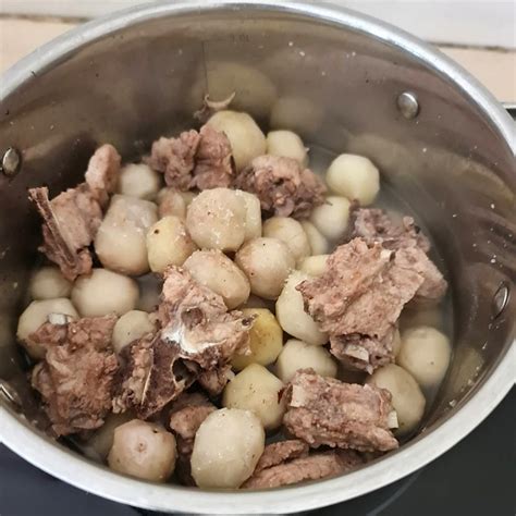 Cách Làm Canh Xương Khoai Sọ Nấu Sấu Chua Ngọt Thanh Mát Cho Gia đình