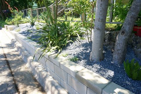 How To Build A Retaining Wall Out Of Cinder Blocks Wall Design Ideas