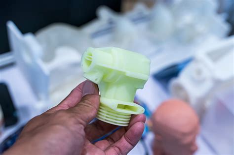 3d 프린터 클로즈업에 인쇄된 오브젝트와 함께 손 3차원 인쇄에 대한 스톡 사진 및 기타 이미지 3차원 인쇄 기계 부분 원형 Istock