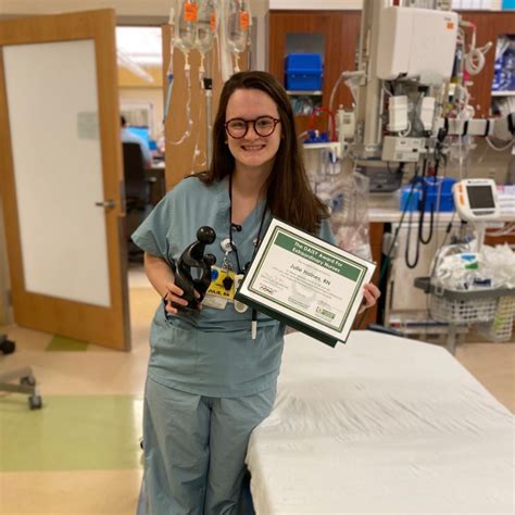 Julia Haines Emergency Room Nurse Aya Healthcare Linkedin