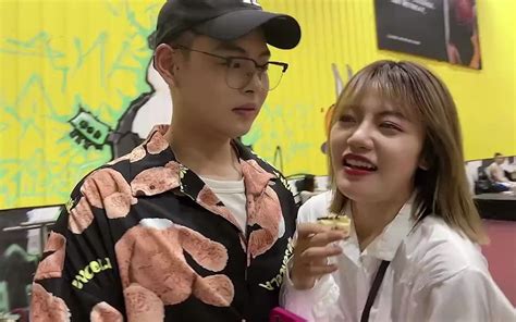 我真心感觉有戏！！！姐妹们，你们觉得呢？ 雪姨和一只烤全羊 雪姨和一只烤全羊 哔哩哔哩视频