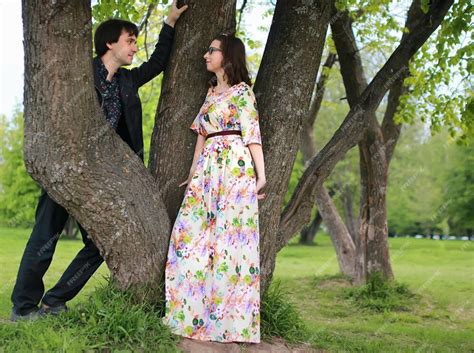 Premium Photo Couple In Love In Park Outdoor
