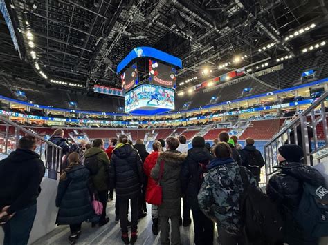 24 декабря ученики 6Б класса посетили СКА Арену Экскурсия оставила самые положительные