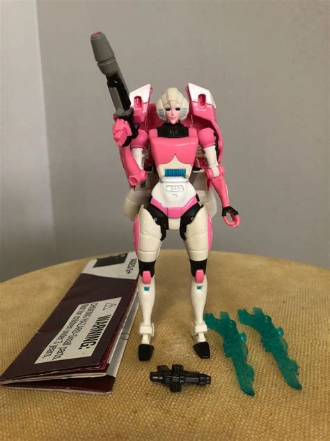Transformers Generations Arcee Hobbies And Toys Toys And Games On Carousell