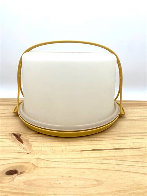Vintage Tupperware Portable Cake Holder Milk White Gold Harvest Stand Retro Plastic Travel