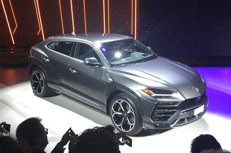 Lamborghini Urus At Goodwood 641bhp Suv Shown In Action Autocar