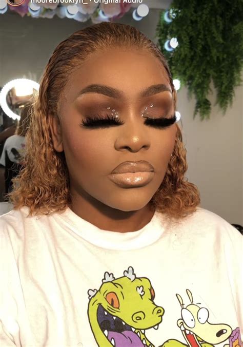 Brown Smokey Eye Makeup For Prom