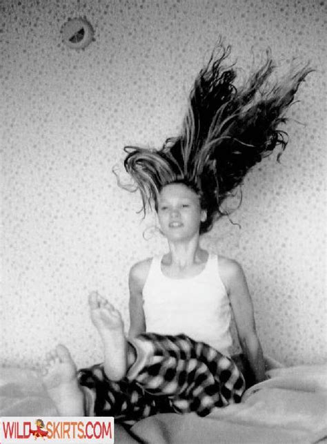 Julia Stiles Nude Leaked Photos And Videos Wildskirts