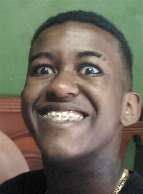Azzy Fortalece 😂 😂 😂 😂 Azzy Fortalece 😂 😂 😂 😂 Assista Completo Youtubee1dd7l67euu