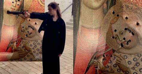 Skandal w Szwajcarii Polityk strzelała do obrazu Matki Boskiej Dziennik pl