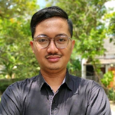 Muhammad Widagdo Bachelor Of Engineering Universitas Islam Negeri
