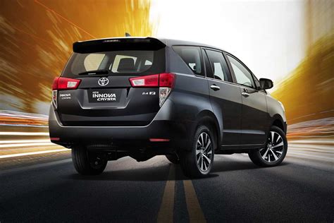 2020 Toyota Innova Crysta Zx Facelift Rear Quarter Autobics